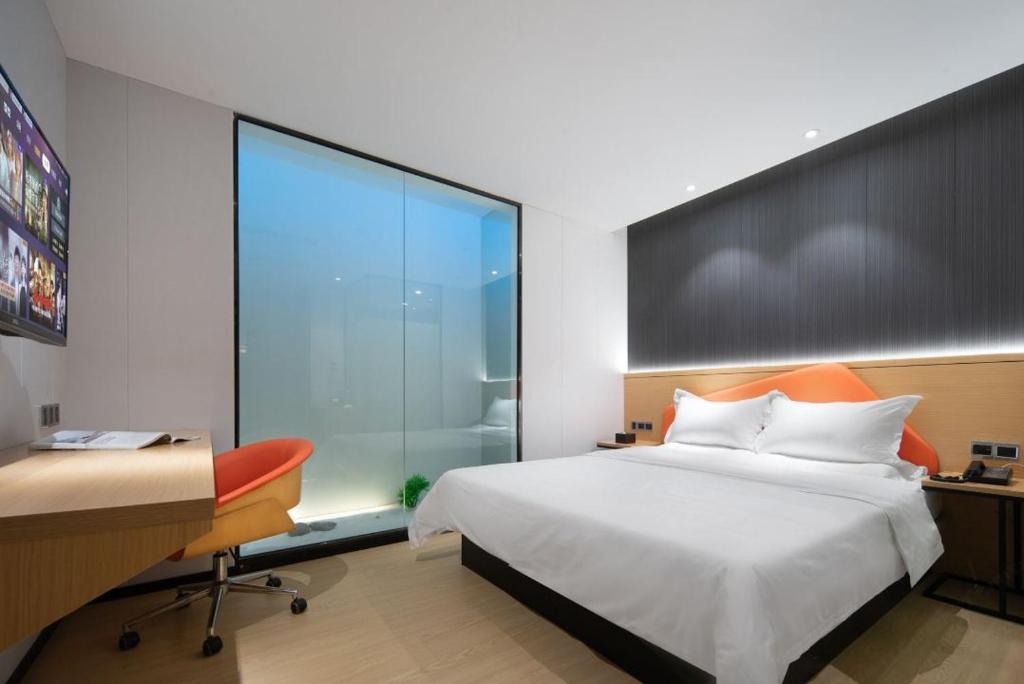 YAYUE Hotel Chongqing Jiefangbei Pedestrian Street Hongyadong ...