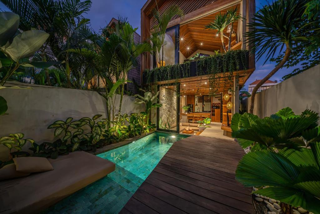 Casa Luca, Chic 1BR Tropical Hideaway in Pererenan, Canggu (prețuri ...