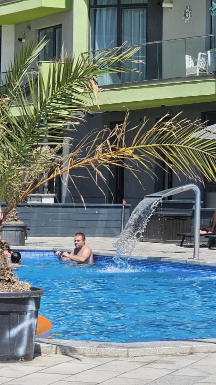 Promenada Mamaia Nord- Beach Pool & Spa Resort Alezzi, Mamaia Nord ...