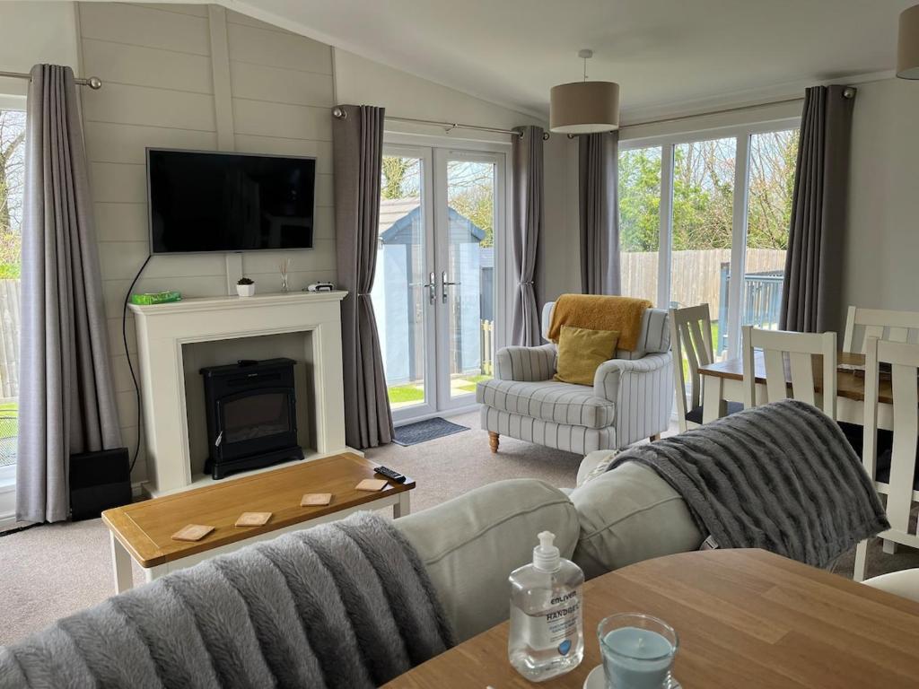 Lodge in St Merryn, St Merryn (updated prices 2026)
