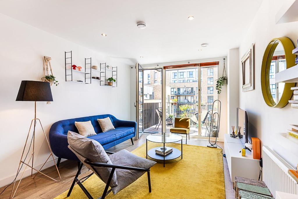 Chic East London Stay with Outdoor Space, London (updated prices 2026)