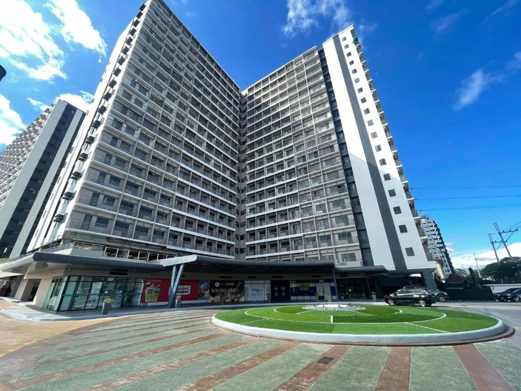 Green 2 Residences Tower1 unit 512, Dasmariñas (updated prices 2026)