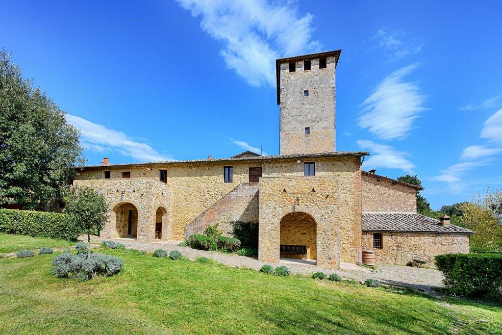Historic Tuscan Castle With Private Pool, Valli (precios actualizados 2026)