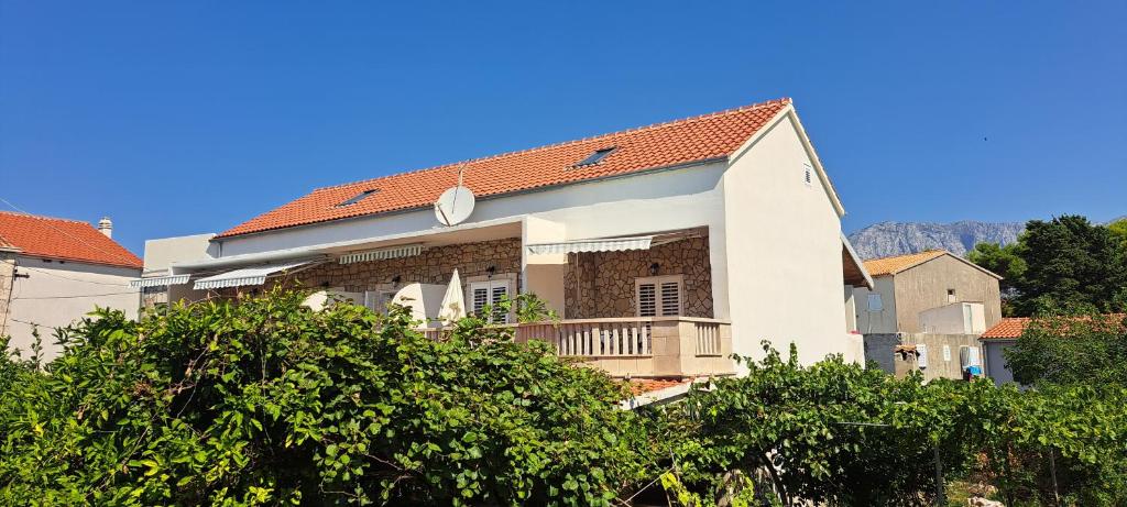 Apartments Mate Slavic, Sućuraj (updated prices 2025)