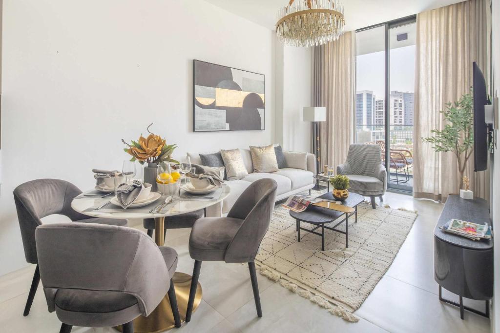 Frank Porter - The Paragon by IGO, Dubai (updated prices 2026)