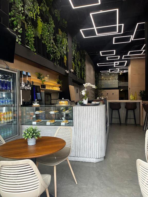 Hotel Time Oclock, Medellín (precios actualizados 2025)