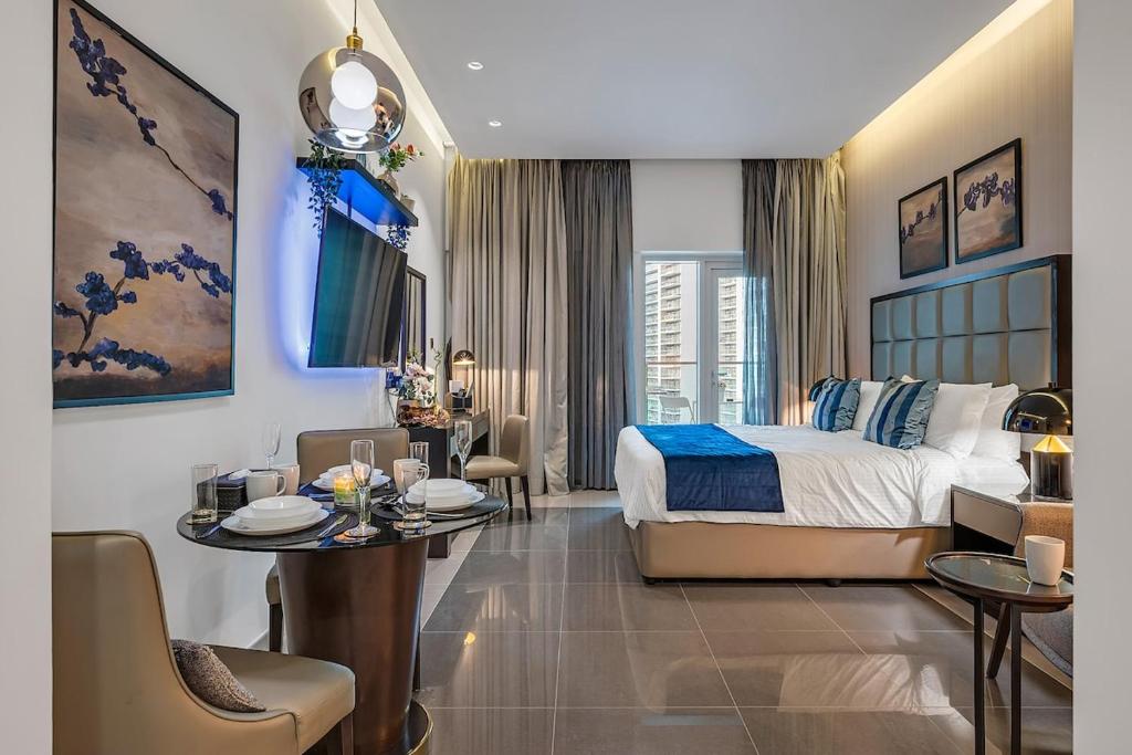 DAMAC Majestine Studio with Pool, Spa and Gym Near Bus & DubaiMall ...
