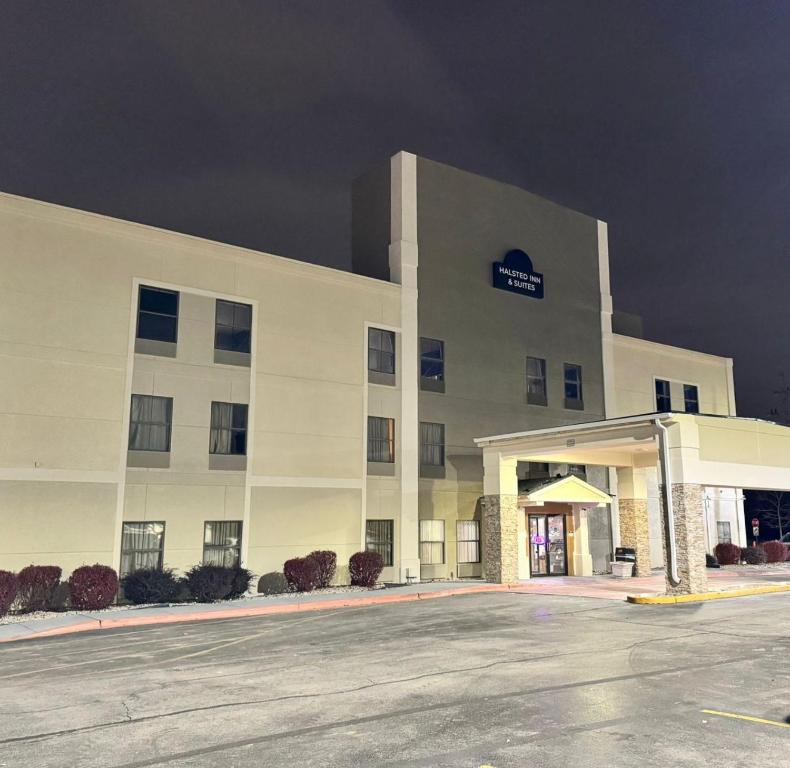 Halsted Inn and Suites Harvey - Chicago Southland, Harvey (updated ...