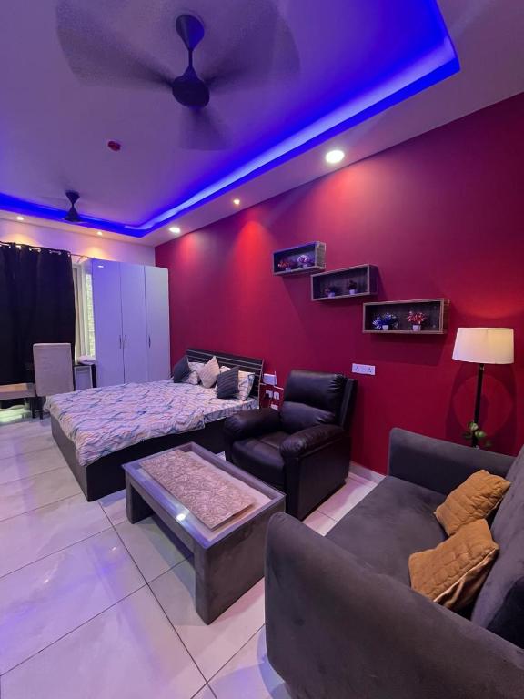 Supertech Panoramic View Studio Flat 11th Floor, Noida (updated prices ...