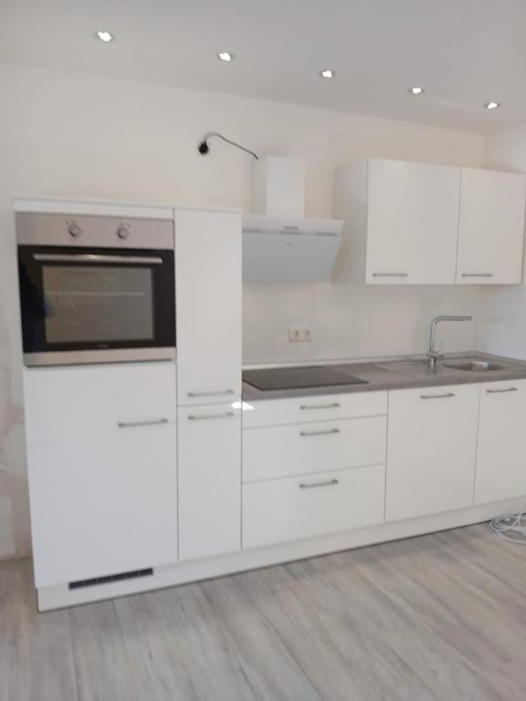 Eli House, Μπόχουμ (ενημερωμένες τιμές για το 2025)