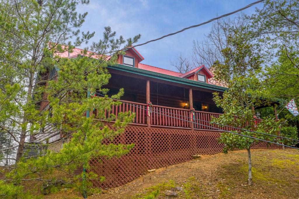 Pigeon Forge Pleasure by American Patriot Getaways, Pigeon Forge ...
