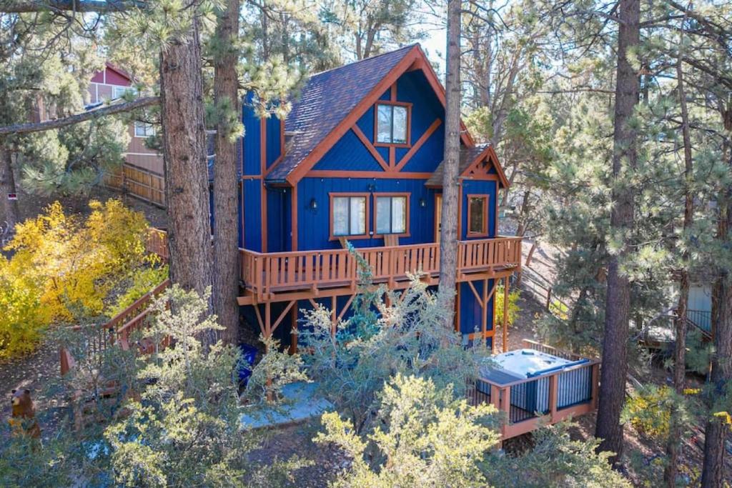 Big Blue - Charming Chalet Nestled Next To Trails!, Big Bear City ...