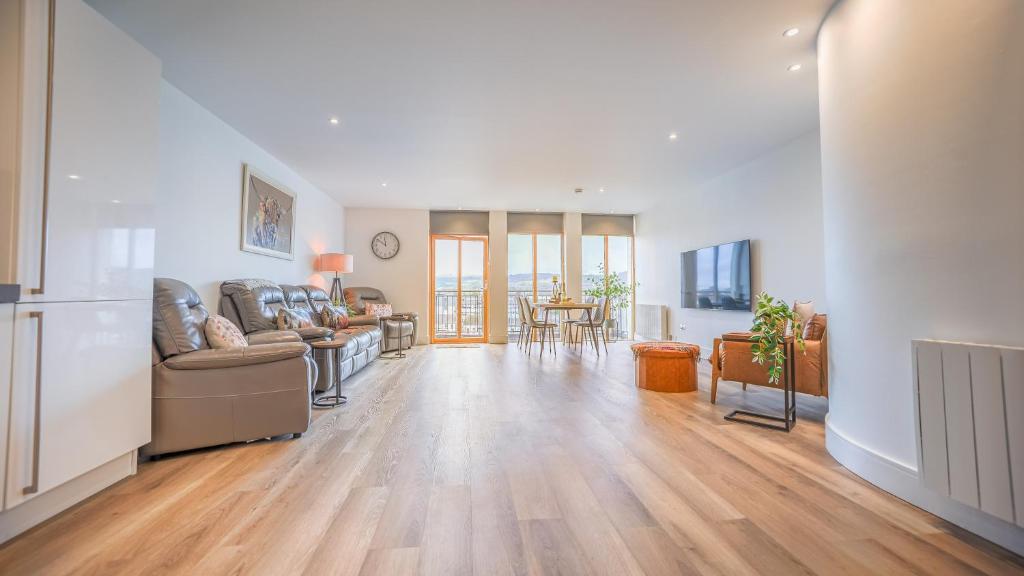 Vū by the Bridge, Inverness City Centre, Inverness (updated prices 2026)