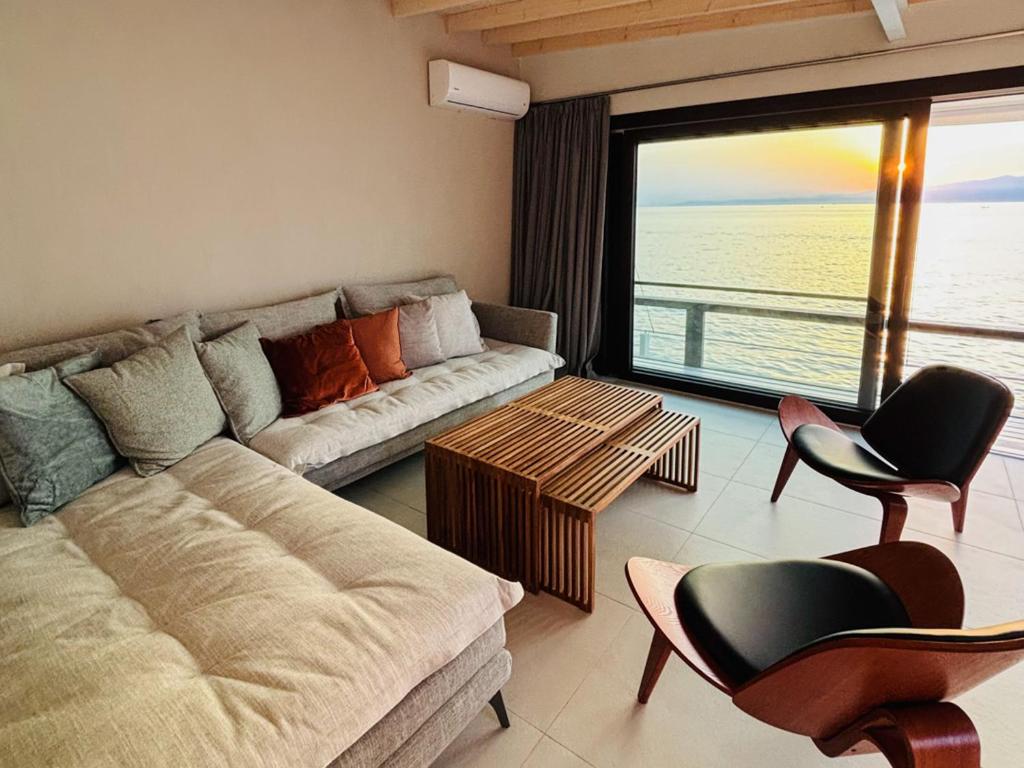 Elysian Seaside Suite, Limenas (updated prices 2026)