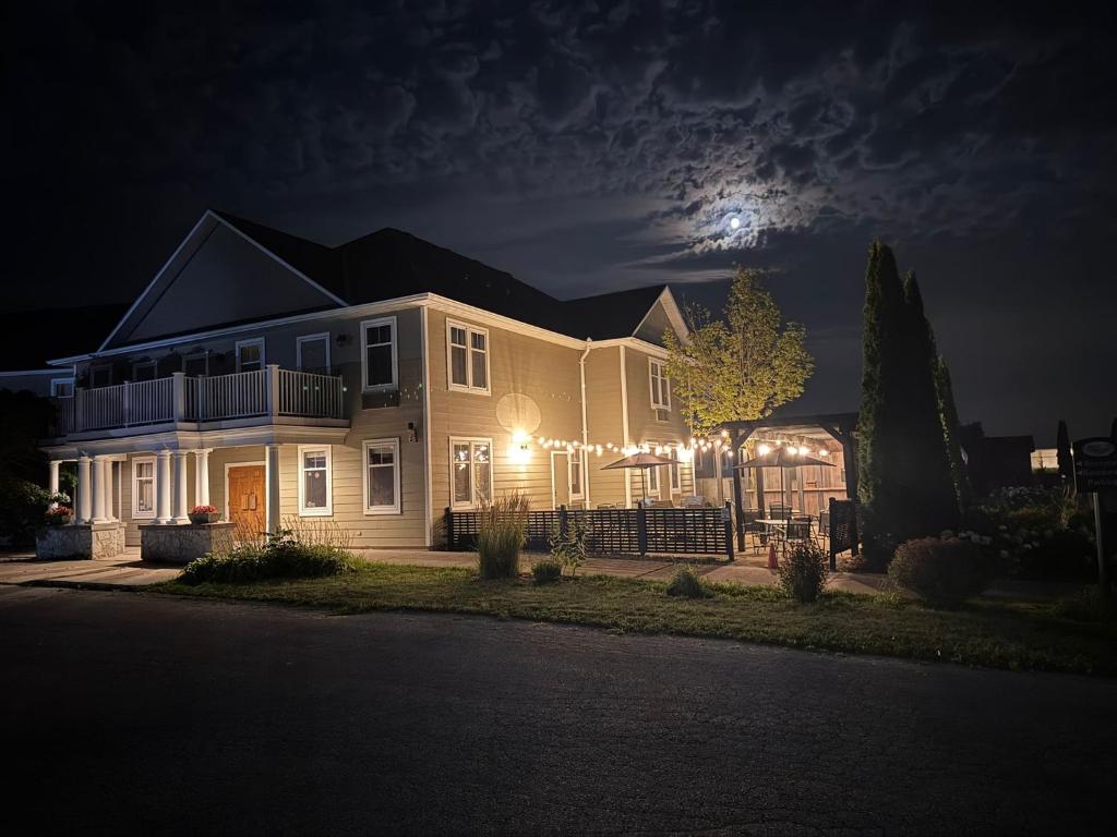 Stone Willow Inn, Saint Marys (updated prices 2026)