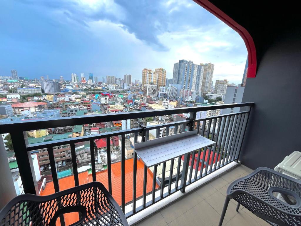 Chino Roces Makati - Free Parking - Red Residences, Manila (precios ...