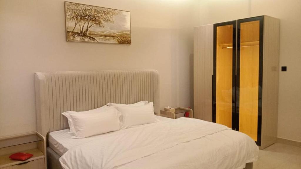 Master Studio with a room and a hall ماستر استوديو وصالة سوار, Riad ...