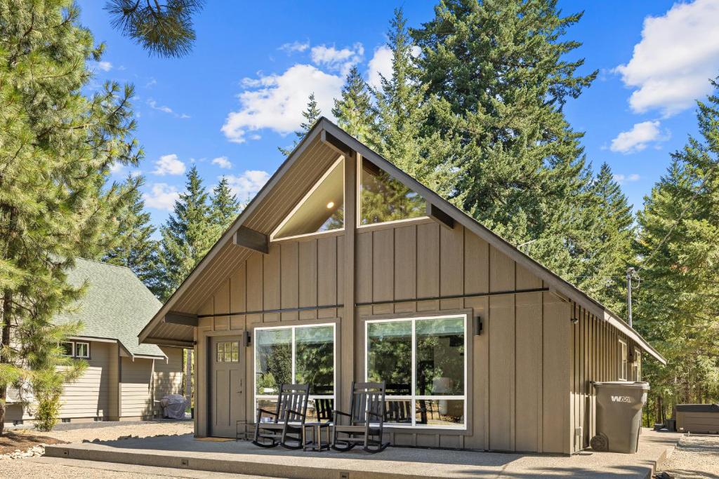 Creekside Haven, a modern mountain escape, Cle Elum (prezzi aggiornati ...