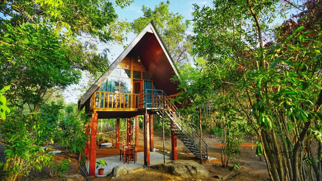Jungle Crown Cabin, Sigiriya (updated prices 2026)