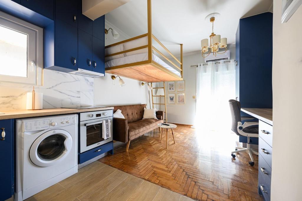 Retro classic apartment, Athens (updated prices 2026)
