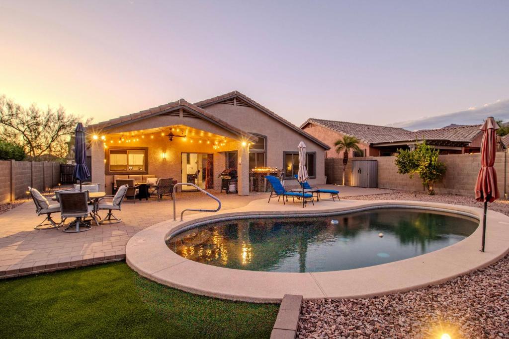 Near Superstition Hiking! Gold Canyon Home w/ Pool, Gold Canyon ...