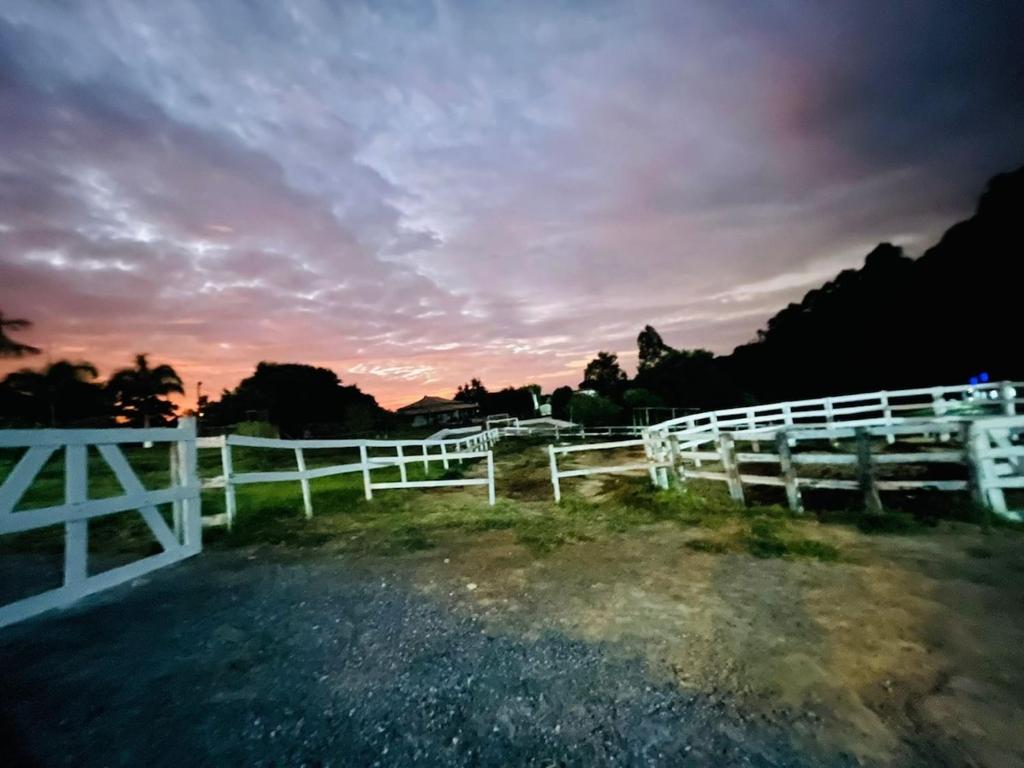 Rancho Chão Valente Very nice family, Salto de Pirapora (updated prices ...
