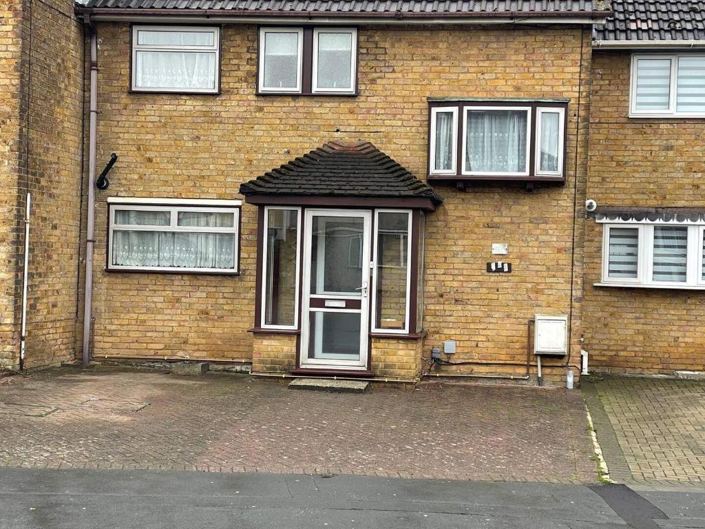 Charming Basildon House with 3 Bedroom Near Town, Basildon (tarifs ...