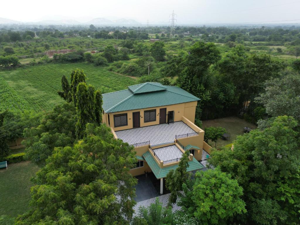 CABANA- 5 BHK Luxury Villa near Udaipur, Dabok (aktualisierte Preise ...