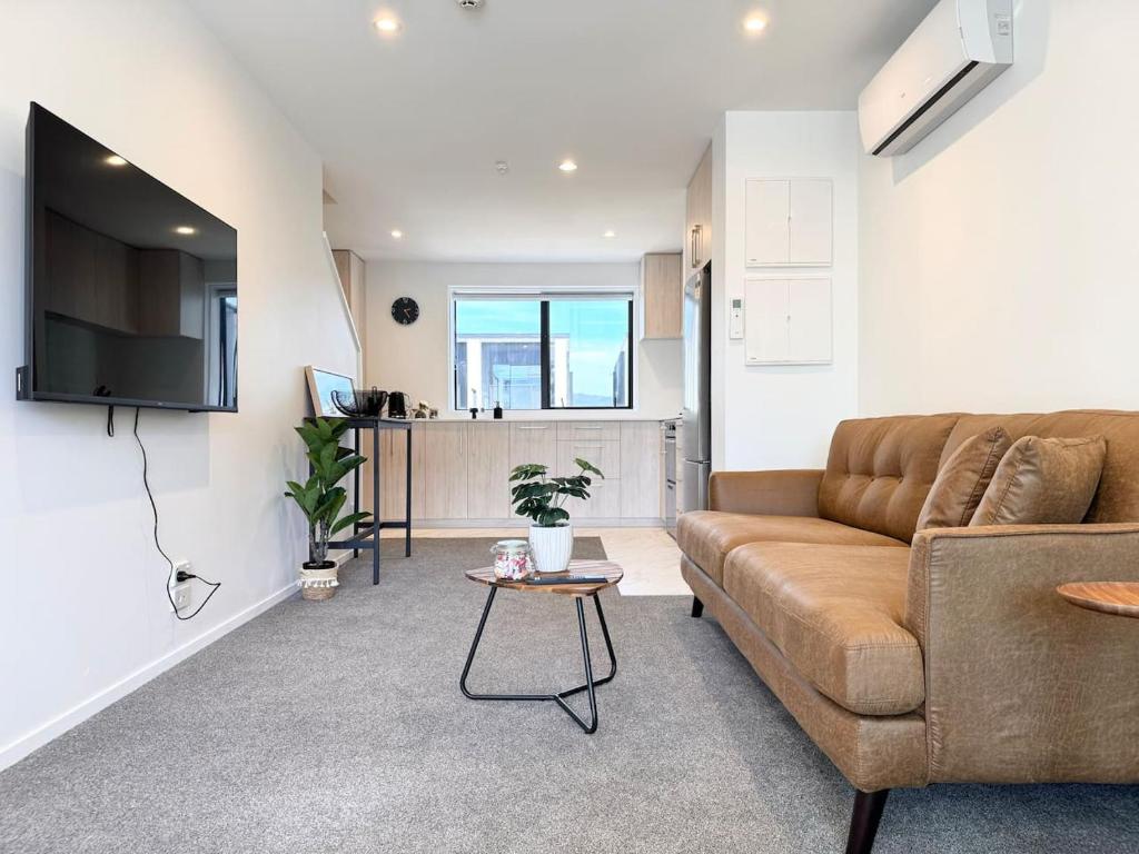 City heaven on Tuam Street 2beds1bath, Christchurch (updated prices 2025)