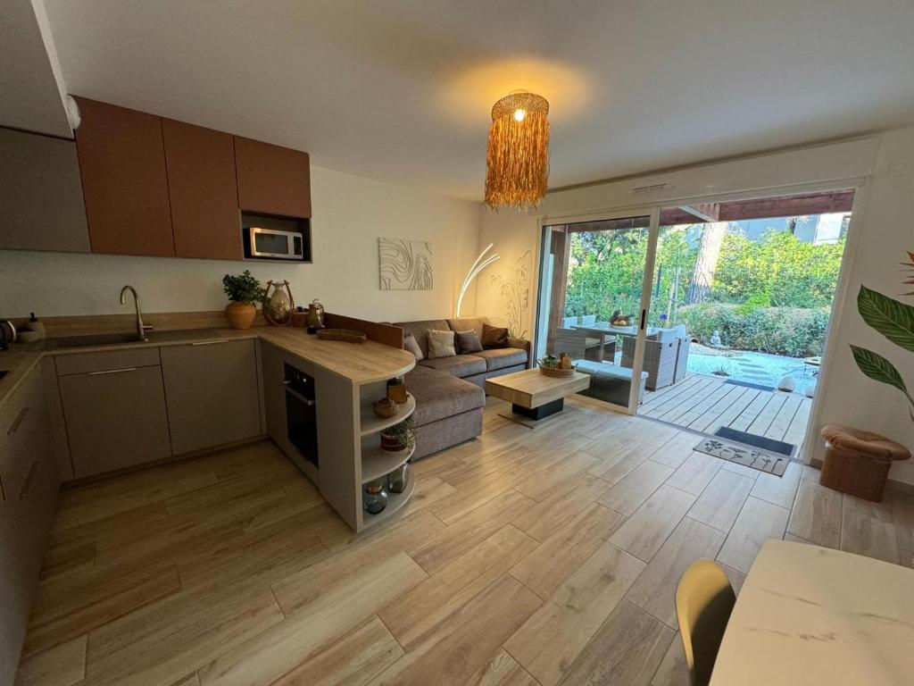 Villa 4 Sainte Maxime Golfe de St Tropez, Sainte-Maxime (updated prices ...