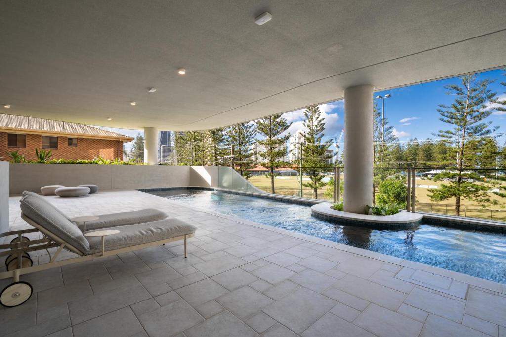 Marella Broadbeach City Views & Steps to the Sand, Gold Coast (updated ...