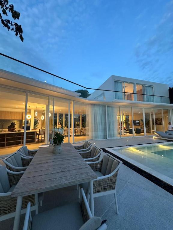 The bay Cape Yamu Villa 2, Ko Lek (updated prices 2026)