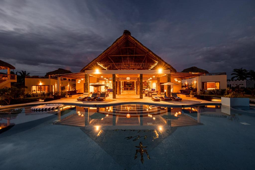 Isla Neptuno, Puerto Escondido (giá cập nhật 2025)