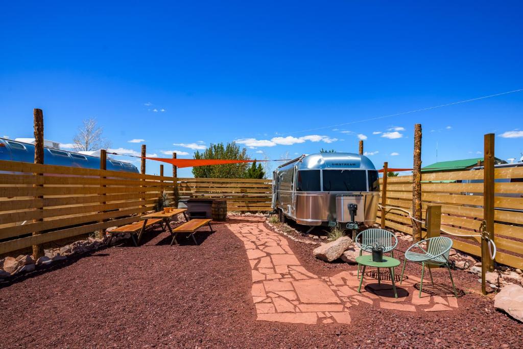 The Outpost Grand Canyon, Williams (updated prices 2026)