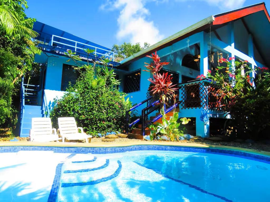 Casa Azul with Private Pool - Tropical Oasis - WiFi-AC-Bikes-Surfboards ...