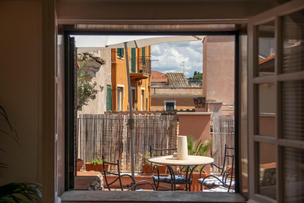 Casa Mia - Trastevere Rooftop Nest, Rome (updated prices 2026)
