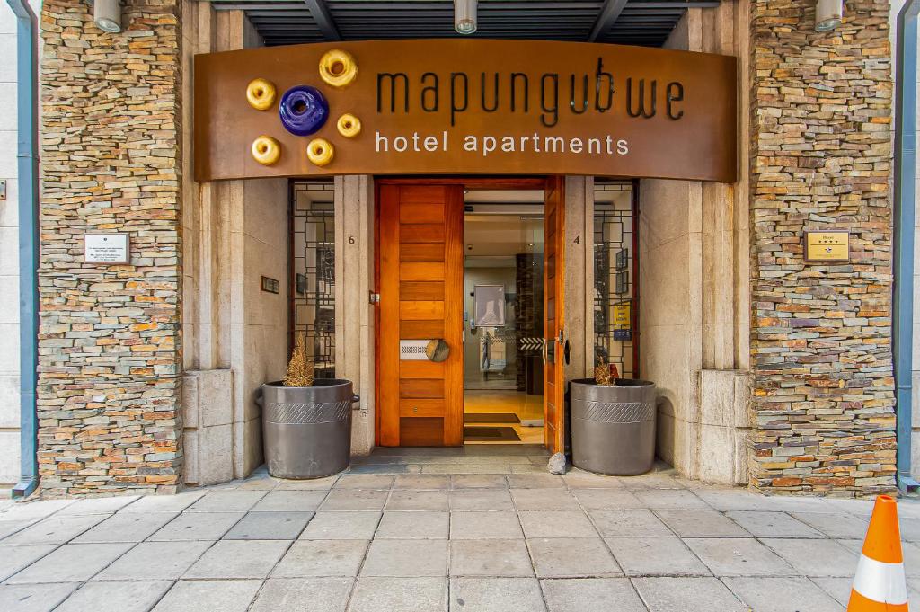 Rustic Oasis at Mapungubwe 4 Star Hotel, Johannesburg, Johannesburgo ...