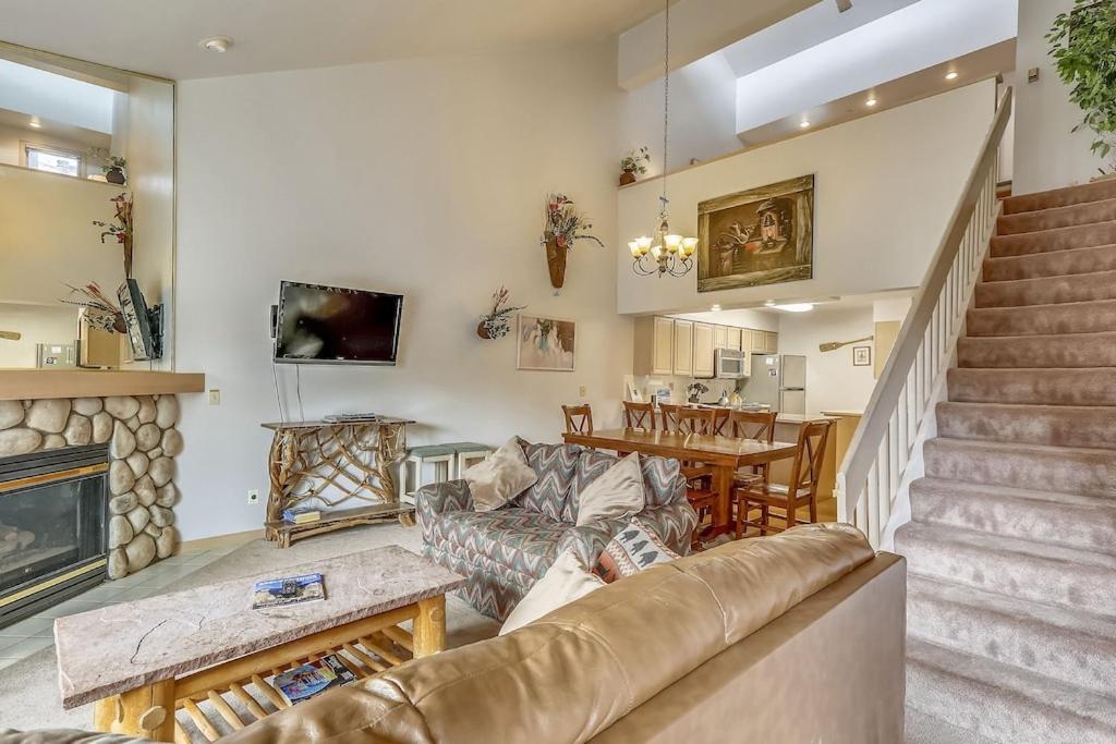 Tyra Stream 343, Breckenridge (updated prices 2026)