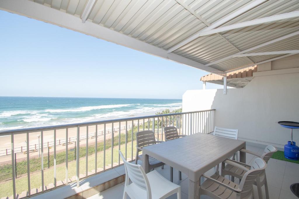 8 Bronze Beach Umhlanga Rocks, Durban (updated prices 2026)
