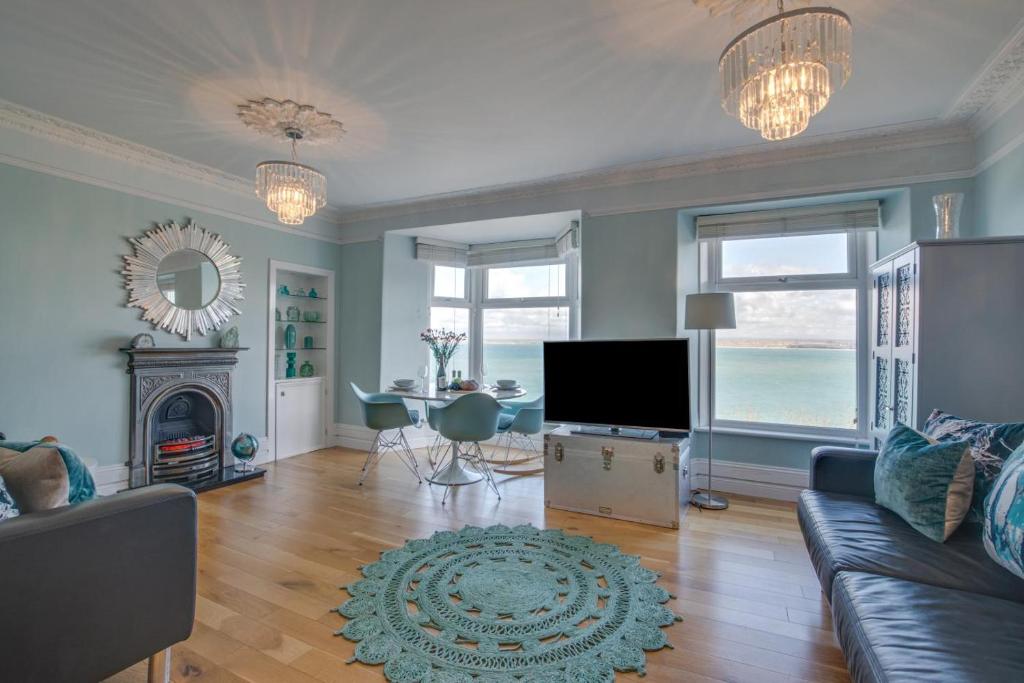 Aquarama, St Ives (updated prices 2026)