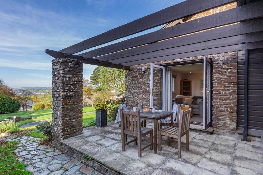 Ash at Trenython, Tywardreath (updated prices 2026)