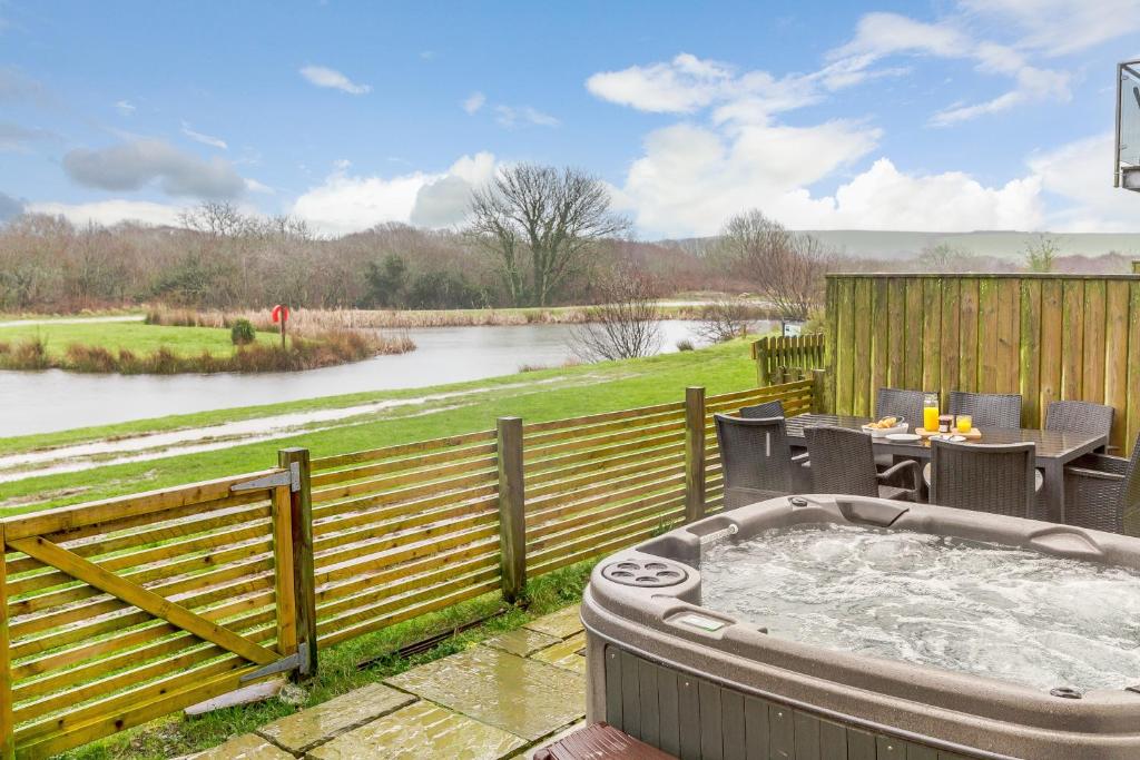 Tallyn House, Saint Columb Major (updated prices 2026)