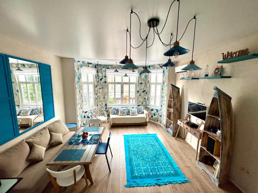 ap Knyaz Boris I, Warna (aktualisierte Preise für 2025)