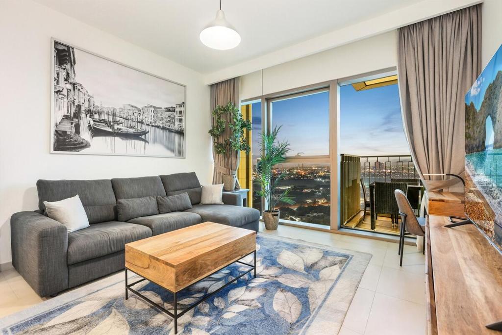 FIRST CLASS 1BR Modern Comfort in the City, Dubai (preus actualitzats 2025)