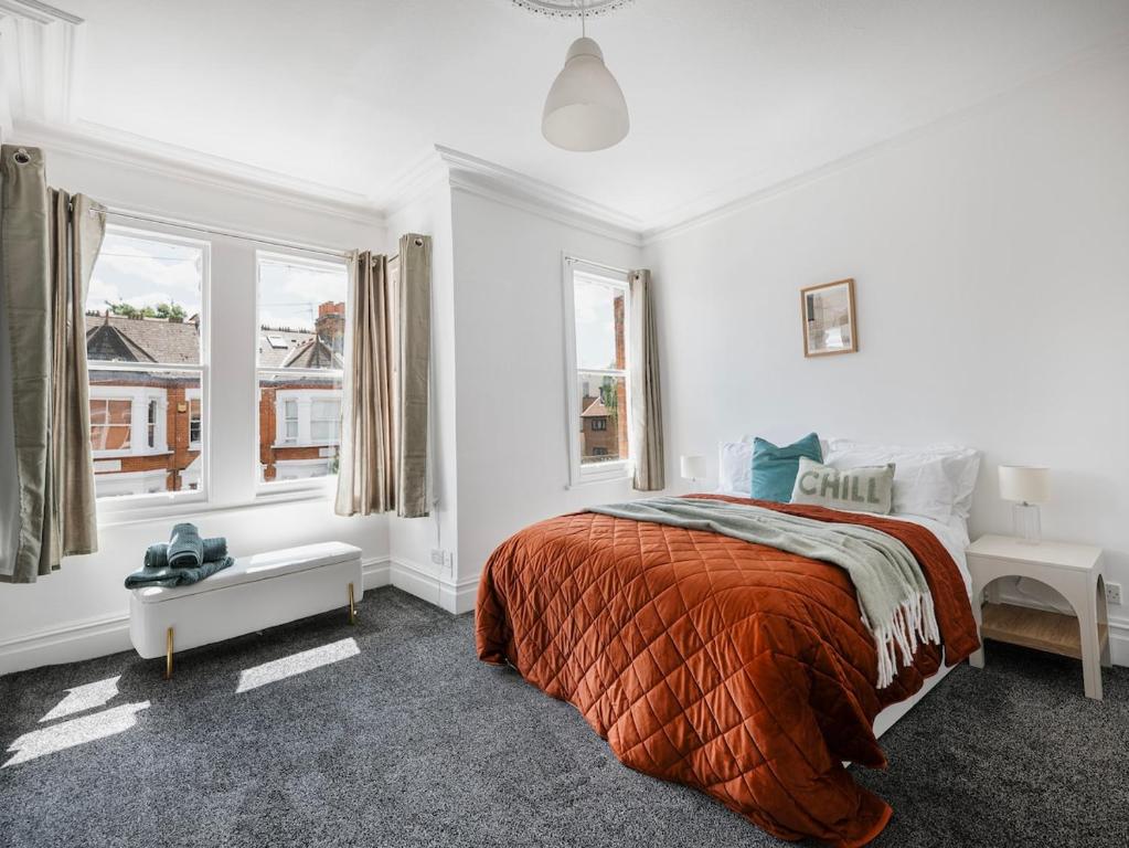 倫敦3 bdr House - Garden, easy access to centrl London（2025 年最新房價）