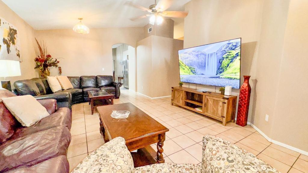 Sparkling Home! Close to AP & Las Vegas Strip!, Las Vegas (precios ...