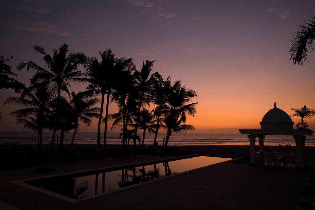 Beachfront Villa Bali - The Luxury Fort, Tabanan (updated prices 2025)