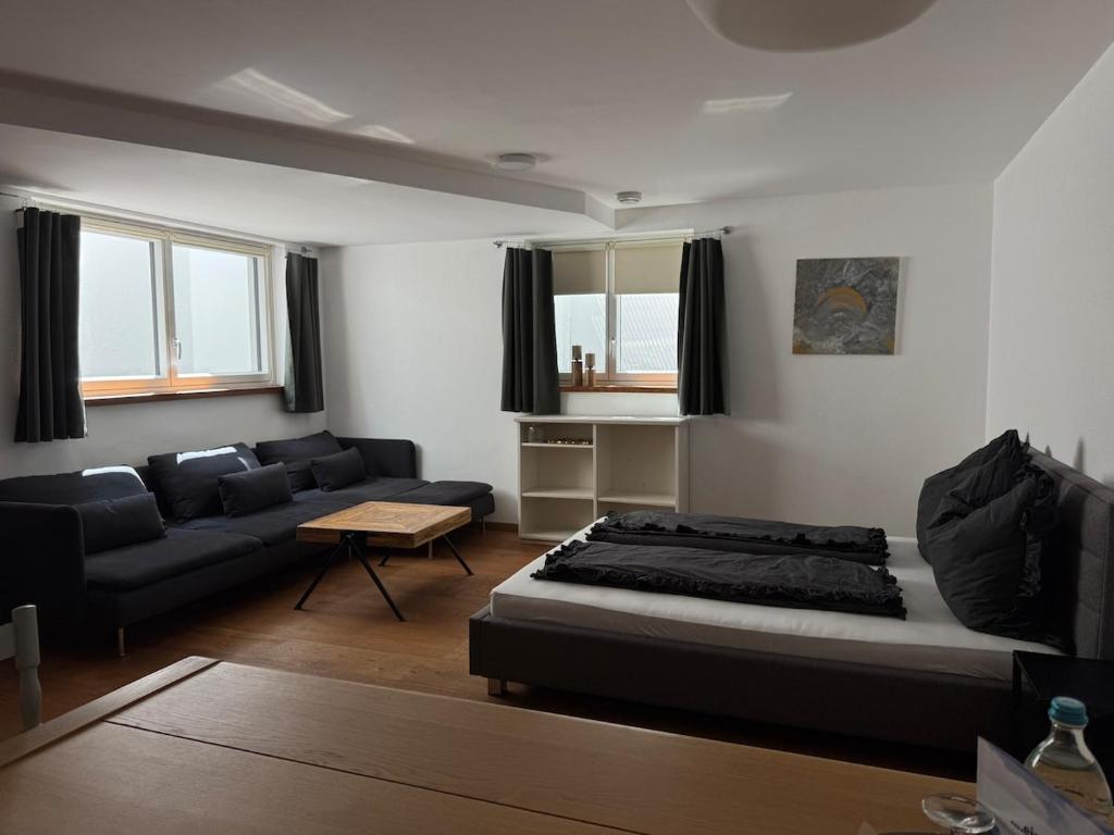 Souterrain-Wohnung in den Bergen, Nussdorf am Inn (precios actualizados ...