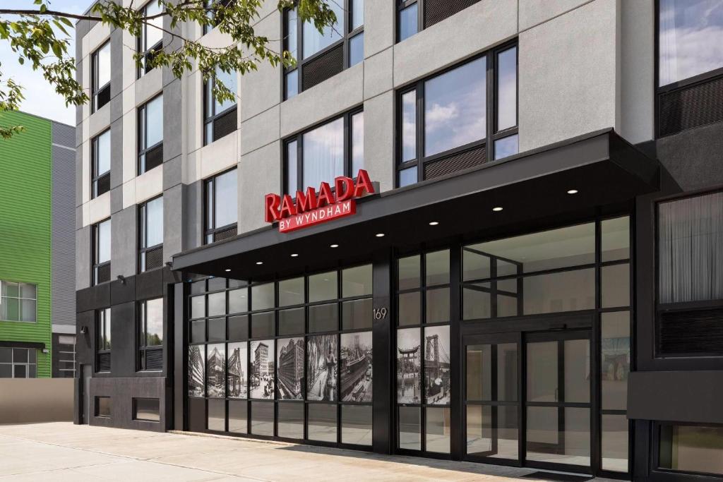 Ramada by Wyndham Brooklyn Empire Blvd, Brooklyn (updated prices 2026)