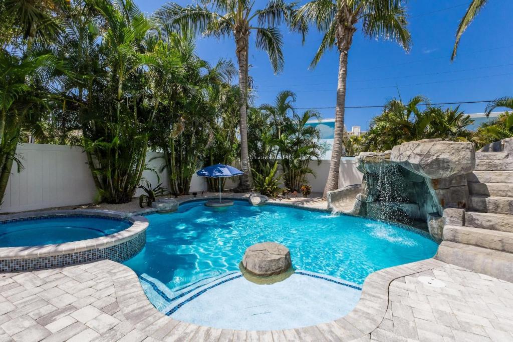 Island House, Siesta Key (updated prices 2026)